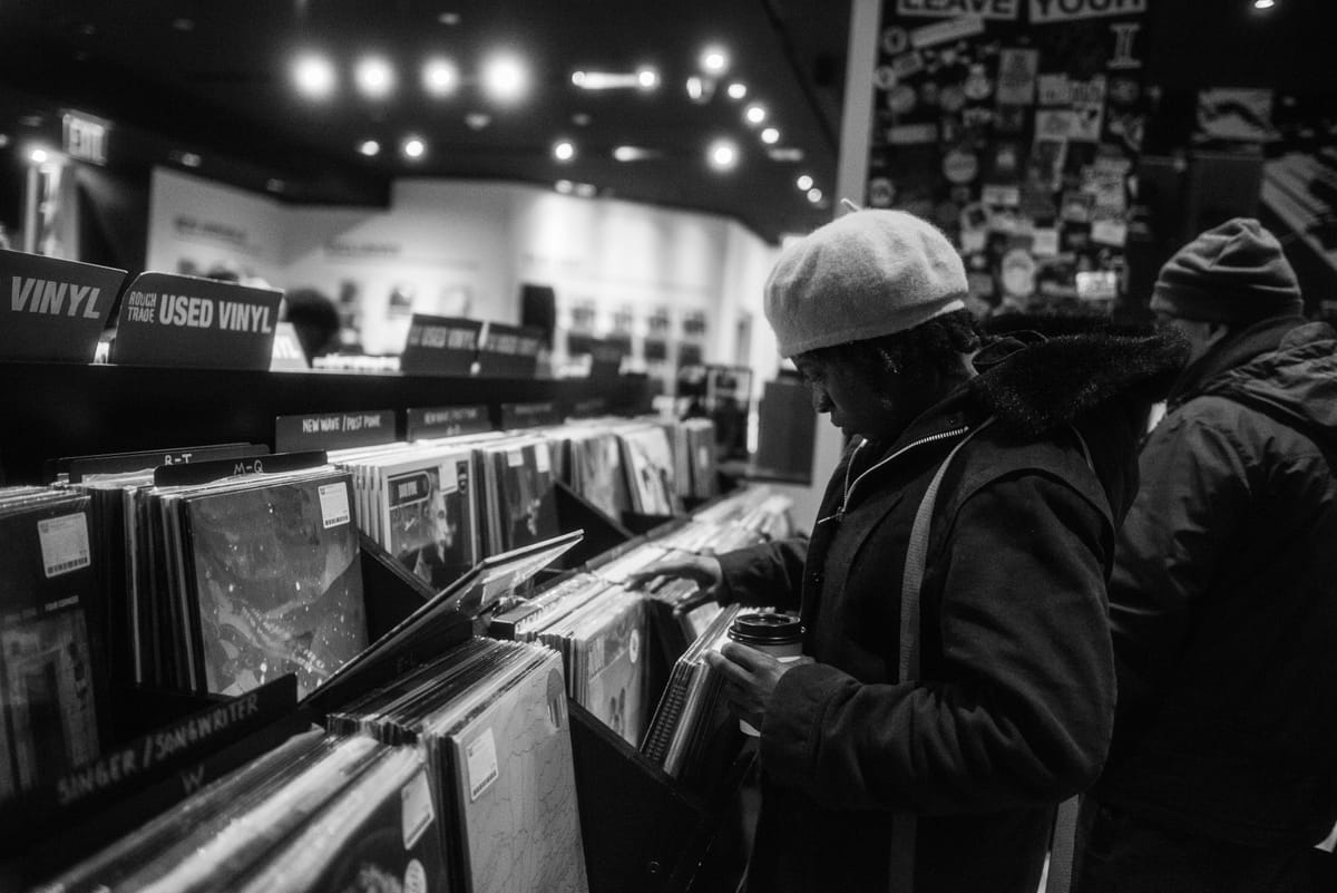 Shoplifting with Sunny War