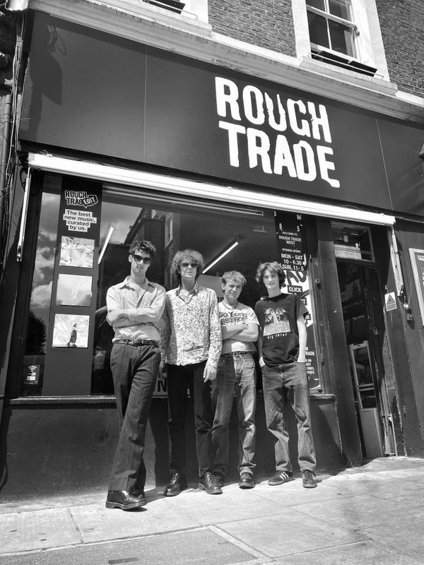 Shoplifting with The Lounge Society